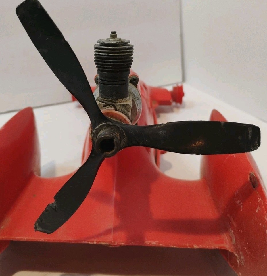 RARE Vintage 1970's COX SHRIKE Prop Rod Gas Powered Tether Car For ...