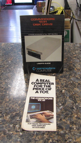 Vintage Commodore 64 1541 Disk Drive Manual & Vic-20 Brochure - DN6 | eBay