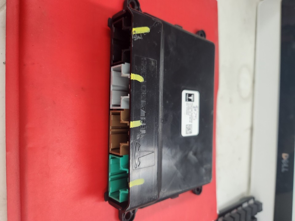 Tesla Model S Thermal Controller 1011400-00-B Rev AA | eBay