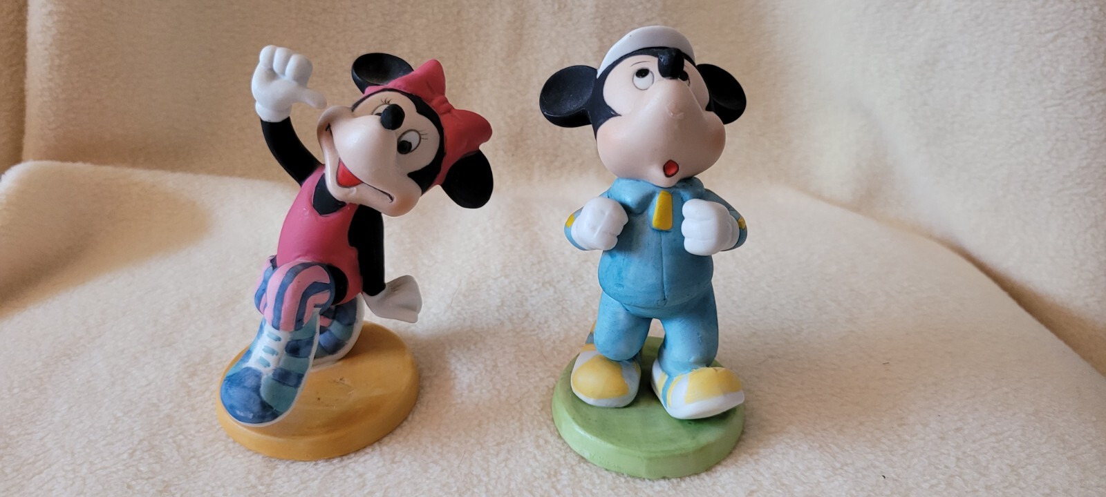 Vintage Disney Mickey &Minnie Mouse Exercising Porcelain Figurines | eBay