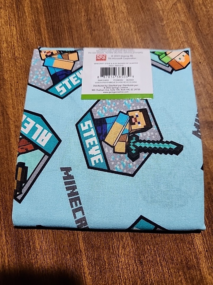 BRAND NEW COTTON MINECRAFT STEVE AND ALEX BADGES PRE-CUT FAT QUARTER 18 ...