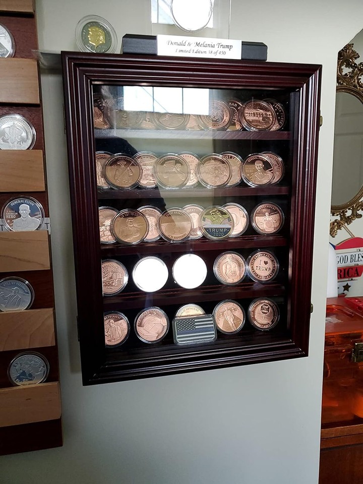 Challenge Coins Display Case HD Toughened Glass Door Coin Holder Wood ...