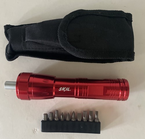 Skil Ratcheting Screwdriver Flashlight w 10 Tool Inserts Battery ...