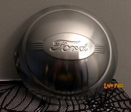 FORD HUBCAP WALL HANGING ford truck f100 hot rod vintage garage car ...