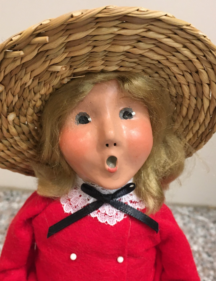 Byers Choice Carolers 2019 Valentine Girl w/Box of Candy - Red Heart | eBay