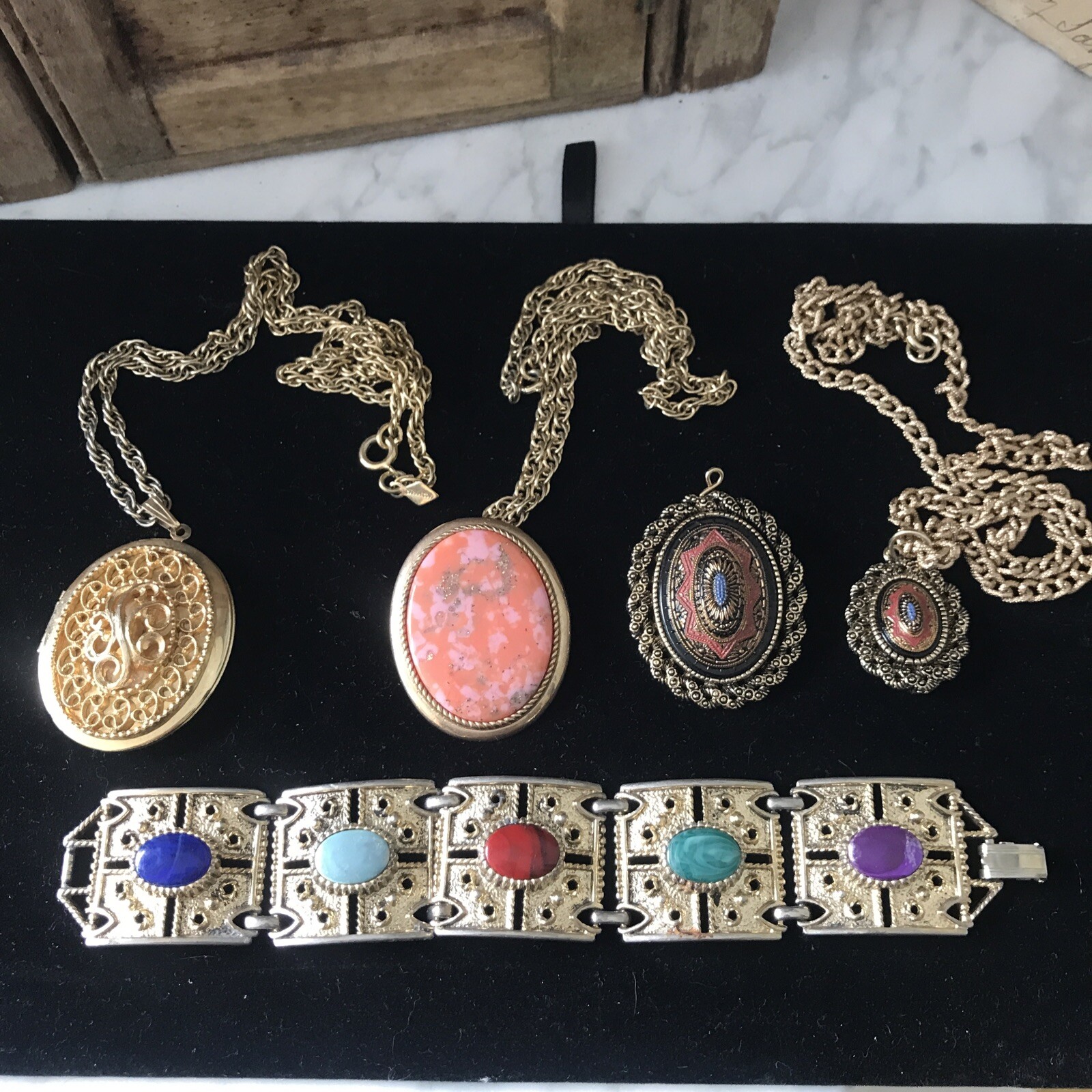 Vintage Sarah Coventry Jewelry Lot - Gem