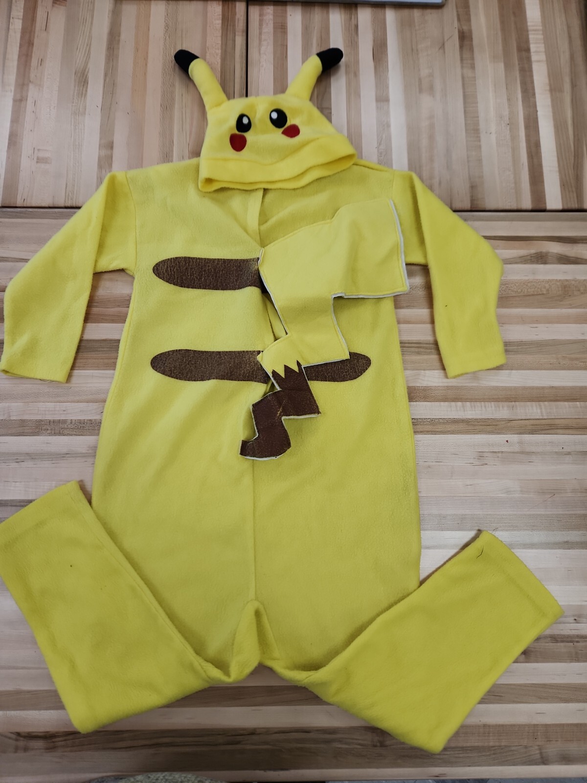 Pokemon Pikachu Child Halloween Costume - Size Medium… - Gem