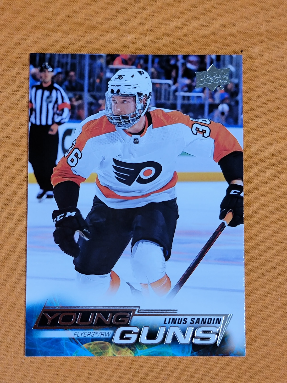 2022-23 Upper Deck Linus Sandin Young Guns Rookie RC YG #217 | eBay