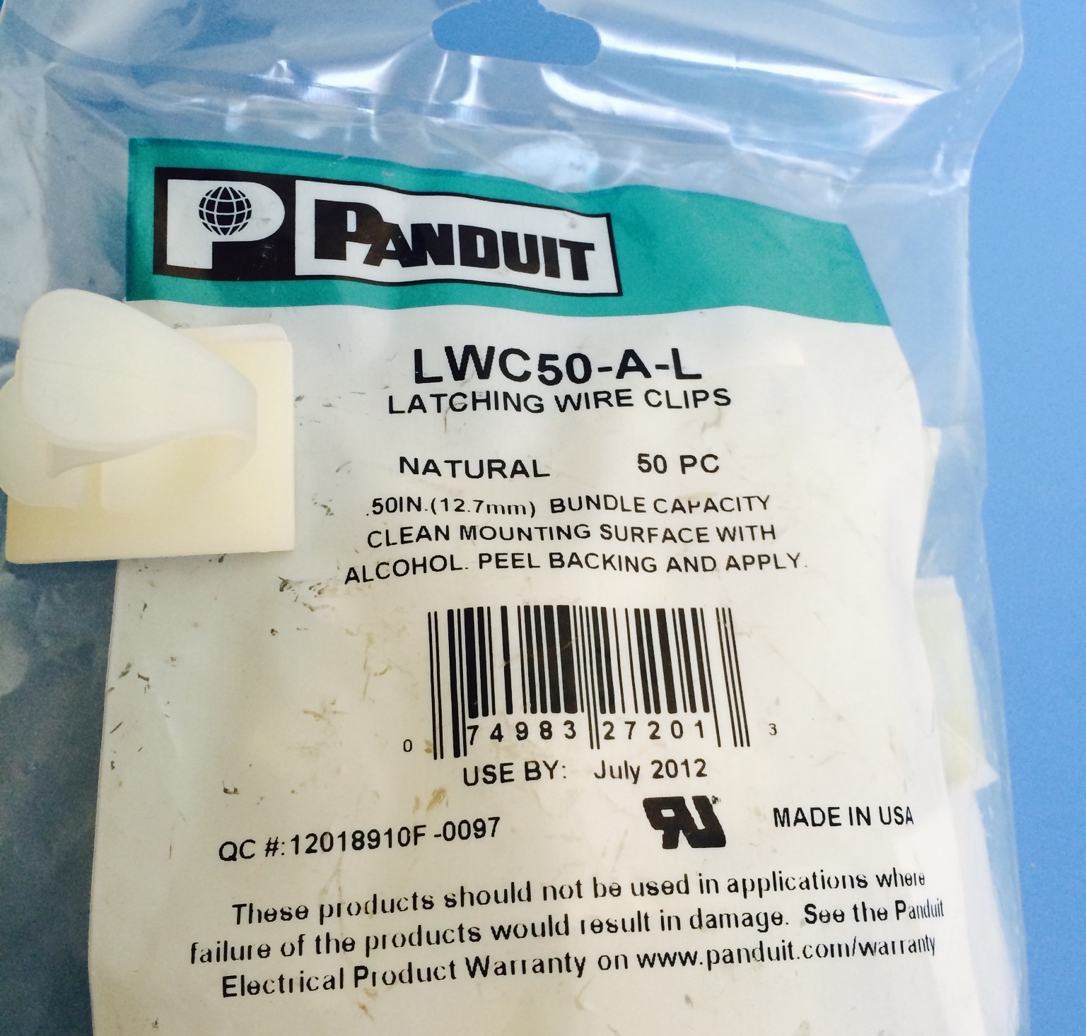 Panduit LWC50-A-L Latching Wire Clip Adh. .50in (12.7mm) - 50EA for ...