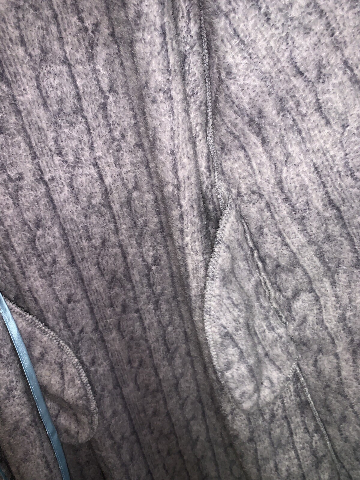 Laura Ashley Women's Gray Plush Cozy Knee Length Spa Robe Pockets Size ...