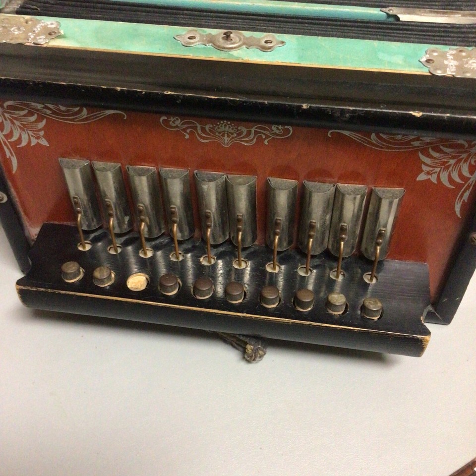 Vintage Squeeze Box 10 Button Wood Accordion Musical Instrument Germany ...