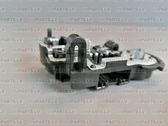 OEM BMW F30 F31 Bulb Holder Rear Light in Trunk Lid Right 7313060 ...