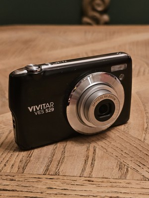 Vivitar 16MP Optical Lens Digital Camera VES529-NOC Black 2.7" LCD ...