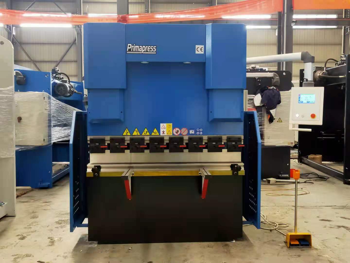 CNC Press Brake - 69Ton 5ft with Cybelic Touch Screen Programmable ...