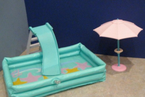 HOLDS WATER! KELLY DOLL SMALL BLOW UP Barbie Swimming Pool/Slide/ BEACH ...