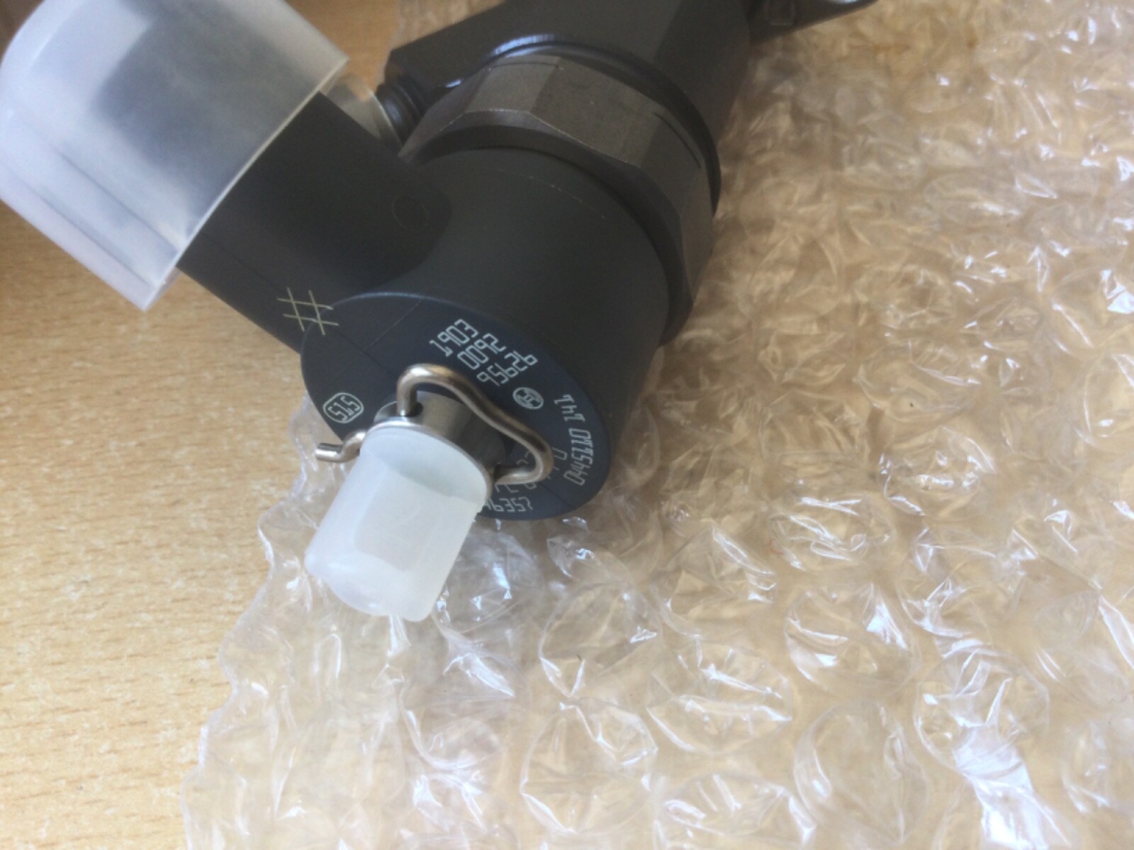 BNIB GENUINE BOSCH RENUALT VAUXHALL MOVANO A 2.5 FUEL INJECTOR 93167538 ...