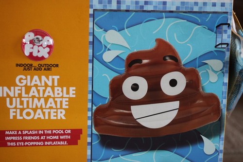 GIANT INFLATABLE ULTIMATE POO EMOJI FLOATER MAKE A SPLASH IN THE POOL ...