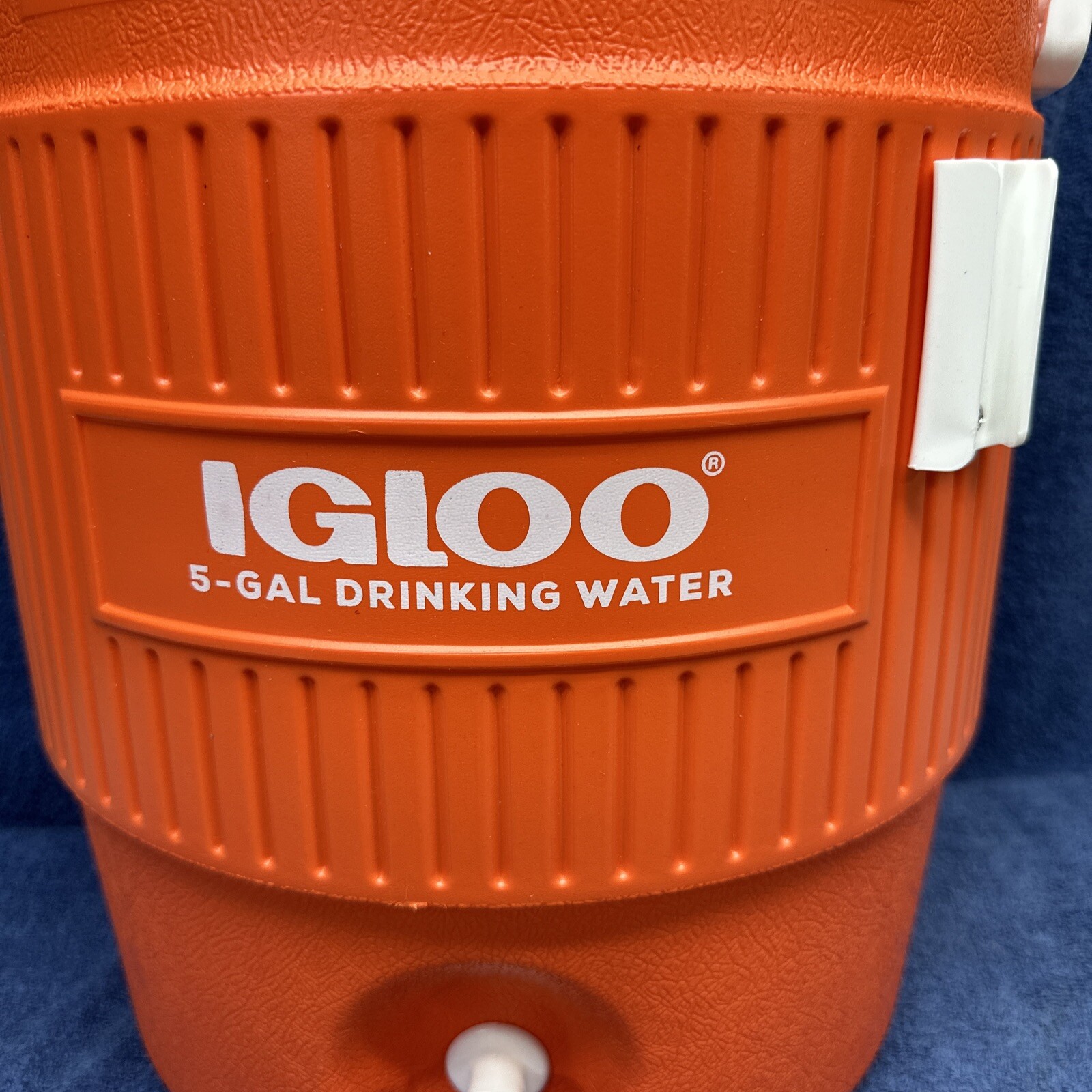 NEW TITO’S HANDMADE VODKA 5 GALLON IGLOO WATER COOLER | eBay