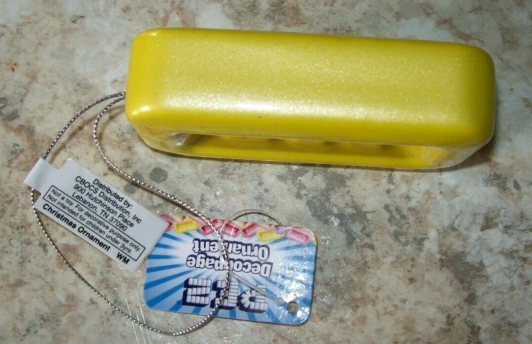 PEZ Collectible Christmas Tree Ornament Decoration Large Yellow Lemon ...