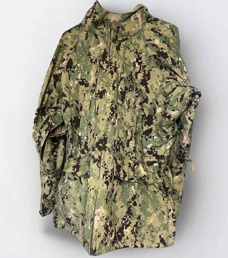 US Navy NWU Type III AOR2 Combat GoreTex Parka Jacket Size MEDIUM ...