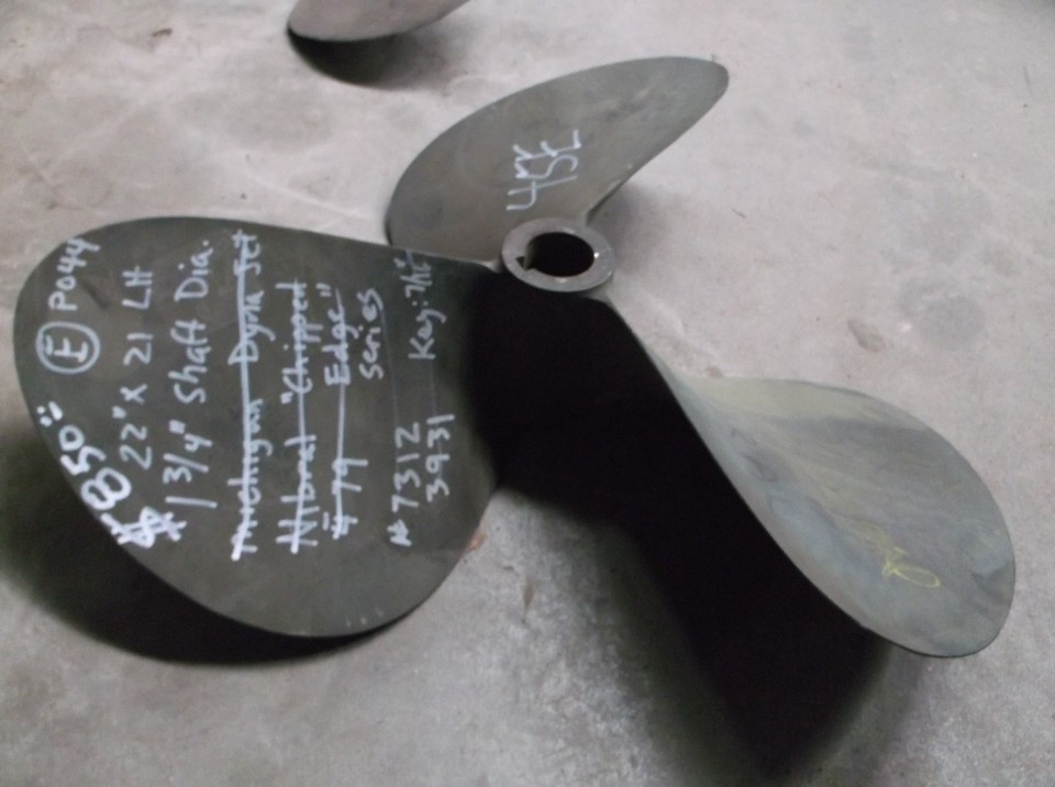 22 inch x 21 Pitch NIBRAL 3 Blade LH Propeller 1.75 inch Bore - 45E | eBay