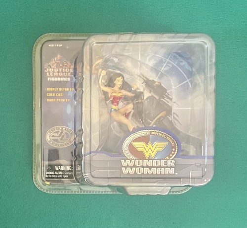 Vtg Wonder Woman Mini Figurine Statue Cold Cast Justice League Cartoon ...