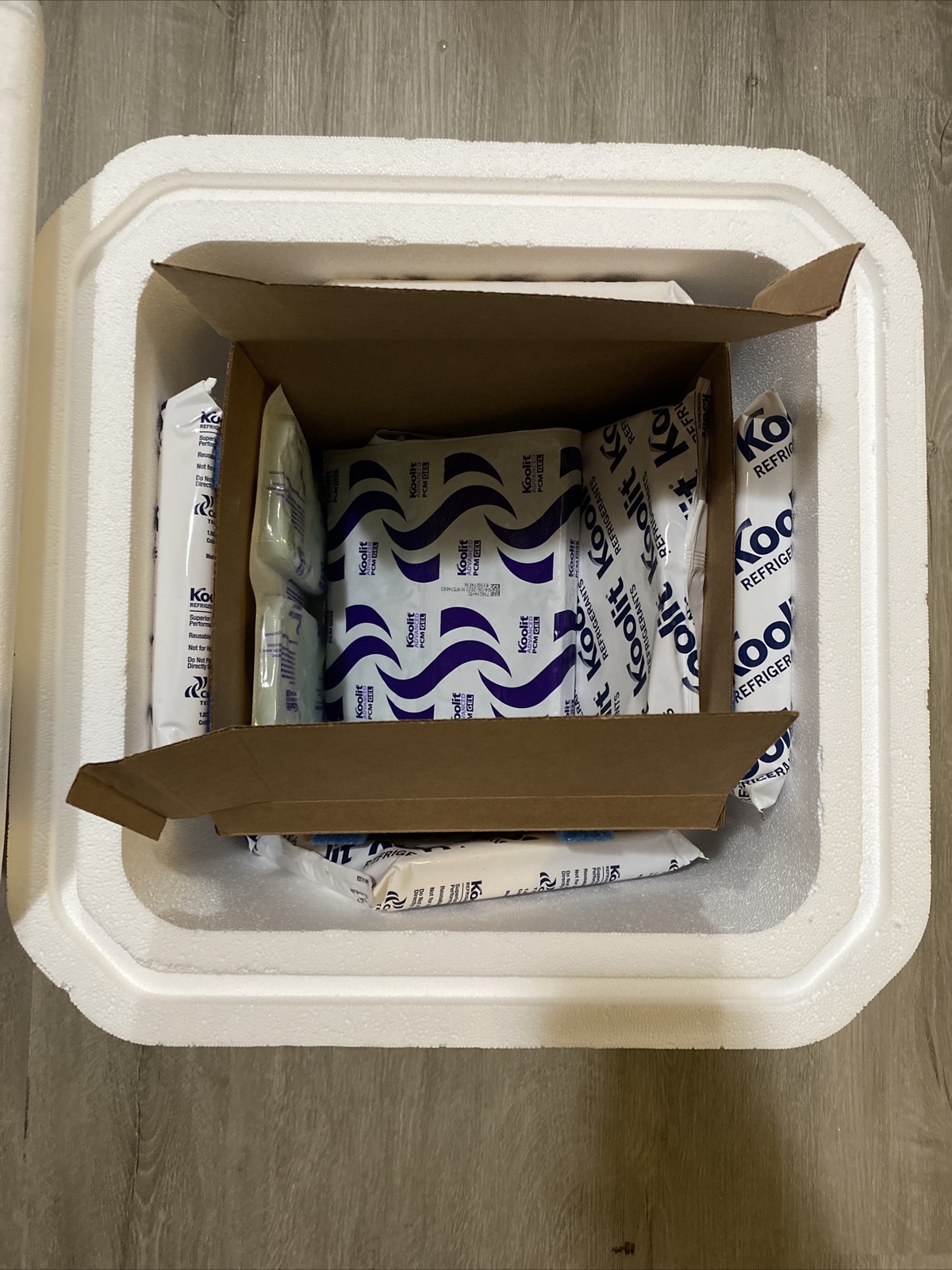 Kool Temp medium Styrofoam Insulated Shipping Cooler Box 17”x17"x14” w ...