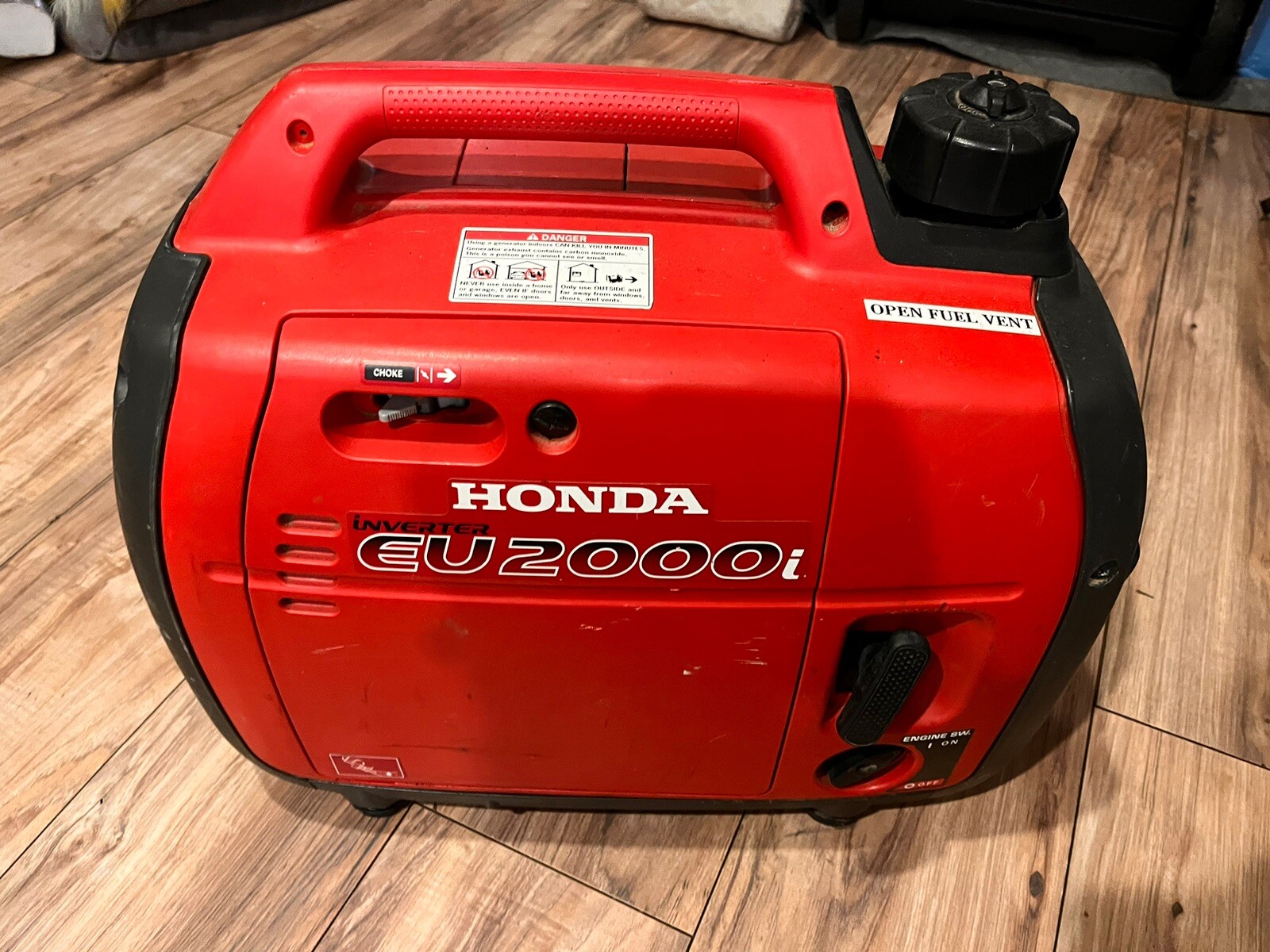 Honda EU2000T1A3 Companion Super Quiet 2000-Watt Portable Generator for ...