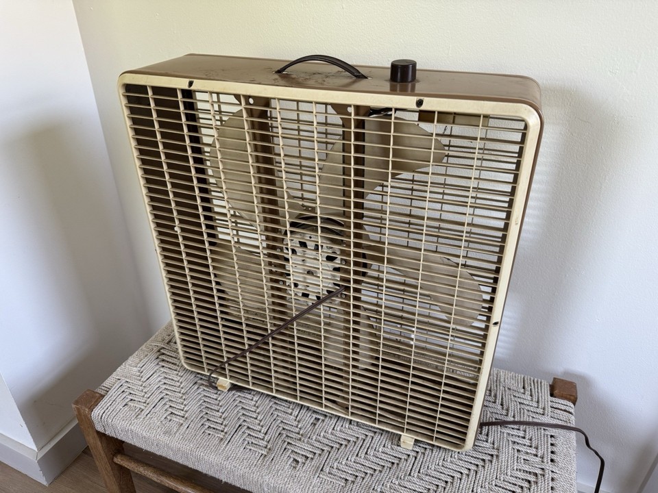 🍊Vintage Toastmaster 20-Inch 3 Speed 5 Blade Box Fan Brown WORKS! | eBay
