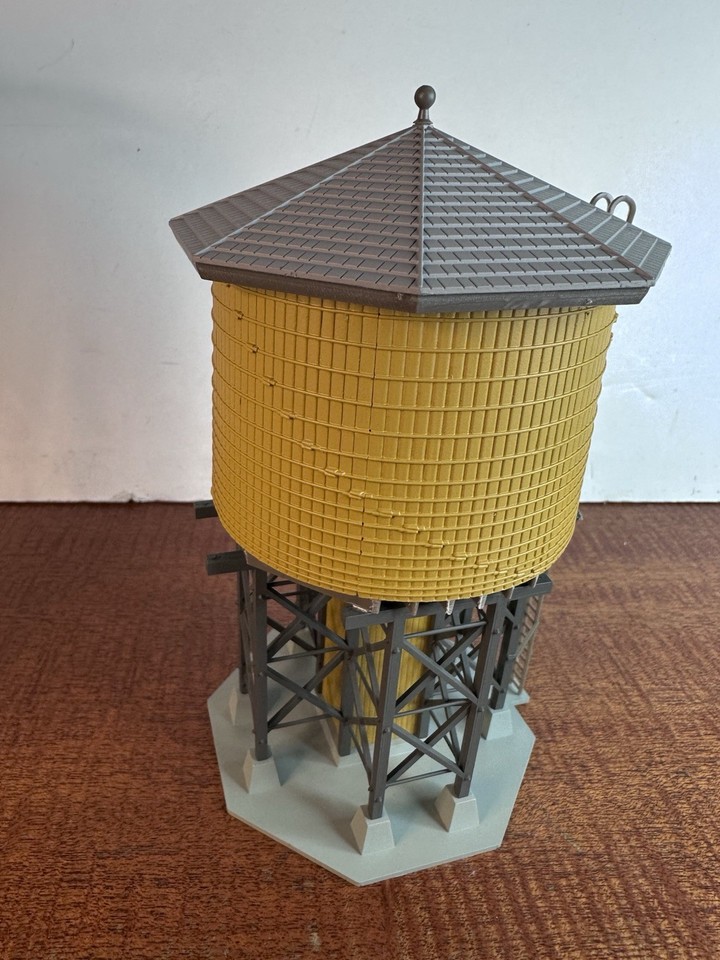 HO Scale 933-2813 Walthers Cornerstone Water Tank Tower Missing Water ...
