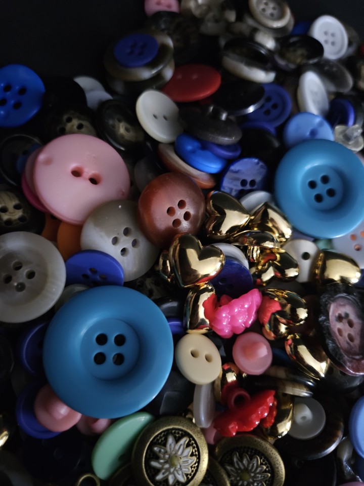 Vintage Button Lot Multi Size Multi Color 200+ | eBay