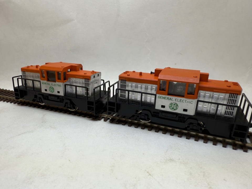 AHM Ho Scale General Electric Center Cab Switchers Set of Two | eBay