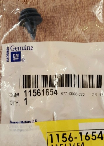 GM #11561654 NOS GENUINE GM OEM CLIP RETAINER *FREESHIP* BL04 | eBay