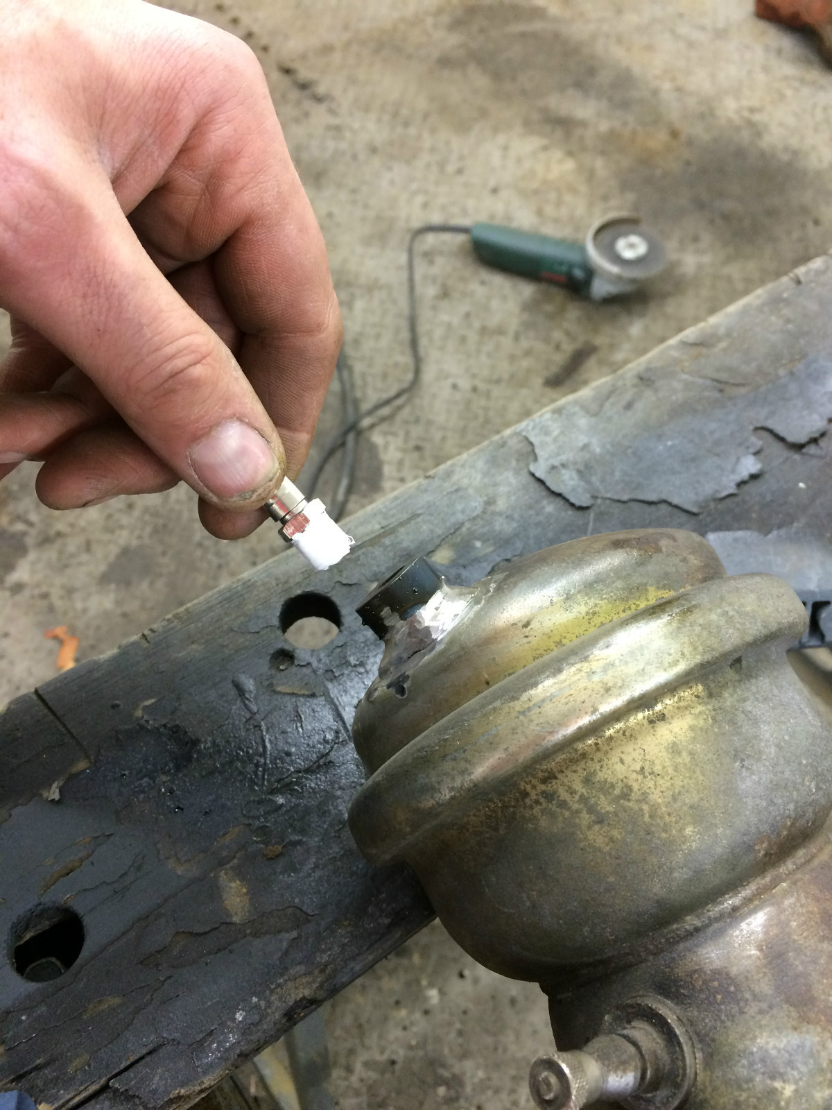 Hydragas Unit Re-Gasing Service, High Quality Nitrogen Sphere ...