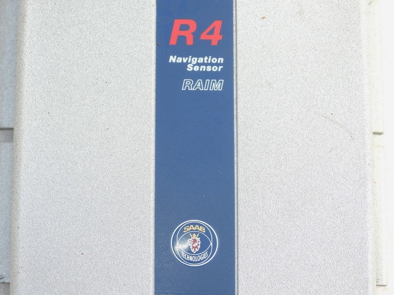 VGC SAAB TECH. RAIM R4 NAVIGATION SENSOR R4 DGPS SENSOR PN 7000 109-140 ...