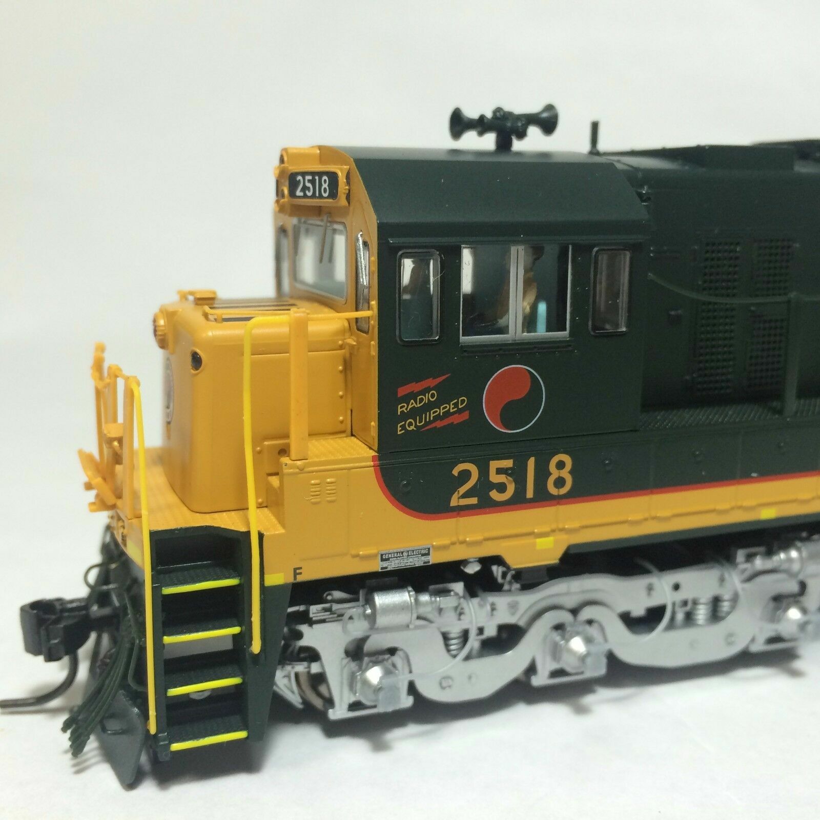 Korea Brass HO 1/87 Scale GE U25C U252011 Northern Pacific #2518 DC ...