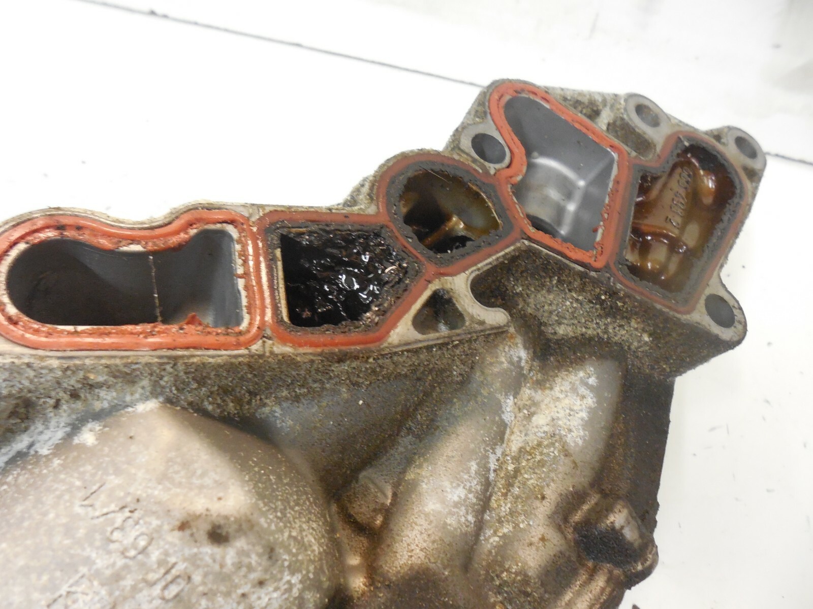 05-11 Mercedes M272 Engine Oil Cooler Filter Housing 2721800210 | eBay