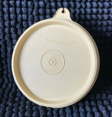 Tupperware #215 Round ”A” Replacement Lid Gold / Tan #215-100 Made in ...