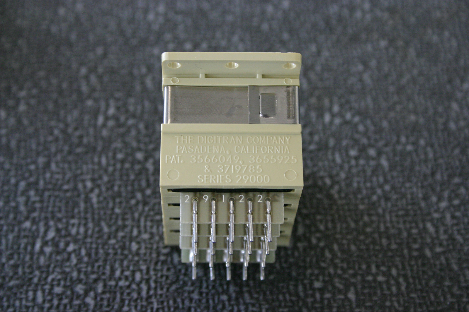 Digitran Company Series 29000 / 29122 4 Dial Beige Thumbwheel Switch ...