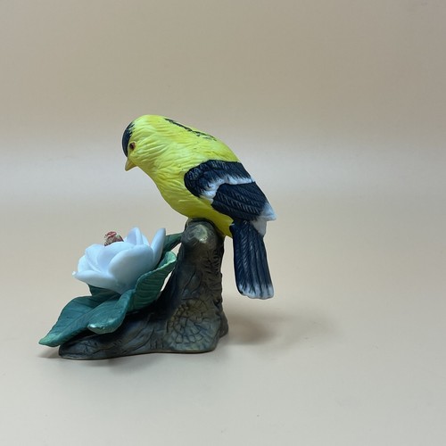 Vintage Porcelain Bird Figurine American Goldfinch Ceramic, Magnolia ...
