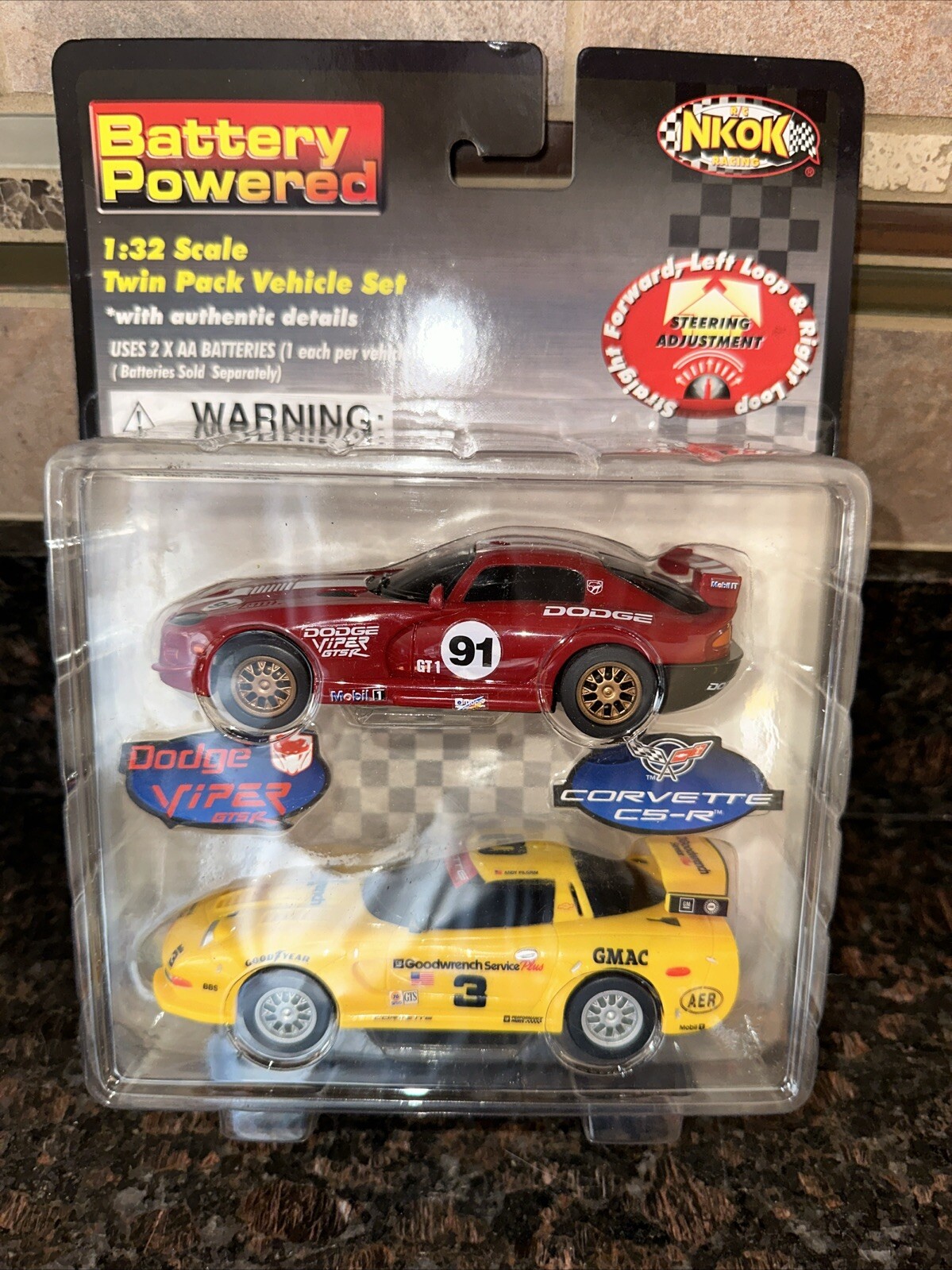 2003 NKOK R/C Racing Twin Pack 1:32 Chevrolet Corvette CS-R & Dodge ...