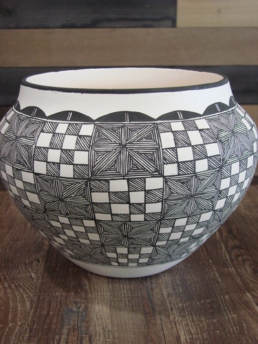 Native American Acoma Fine Line Hand Painted Pottery by R. Trujillo | eBay