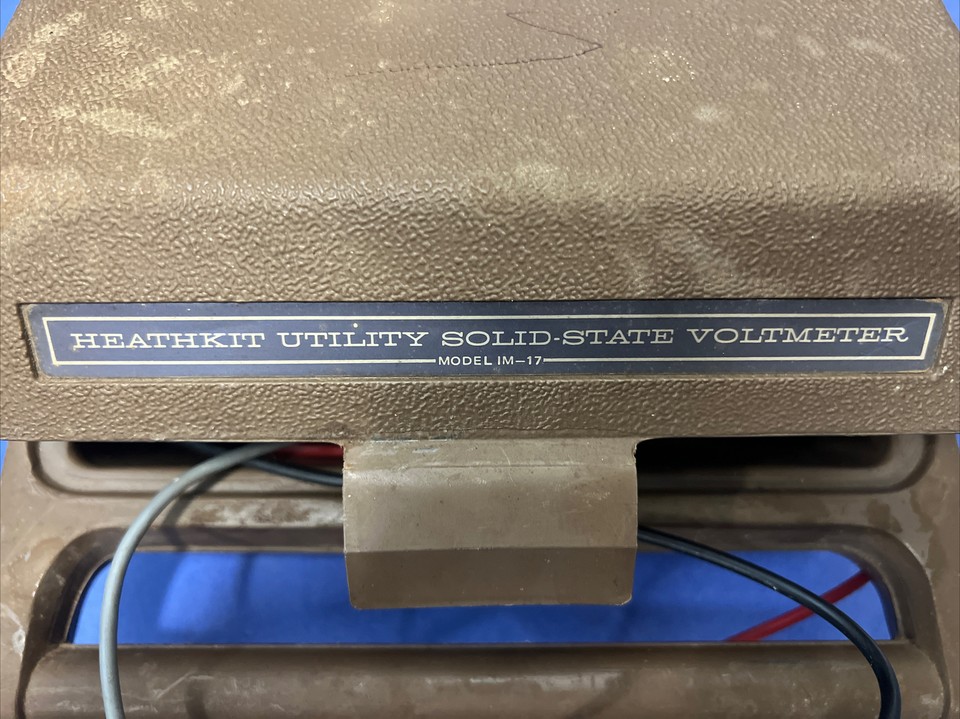 Heathkit Utility Solid State Voltmeter Model IM-17 in Hard Case ...