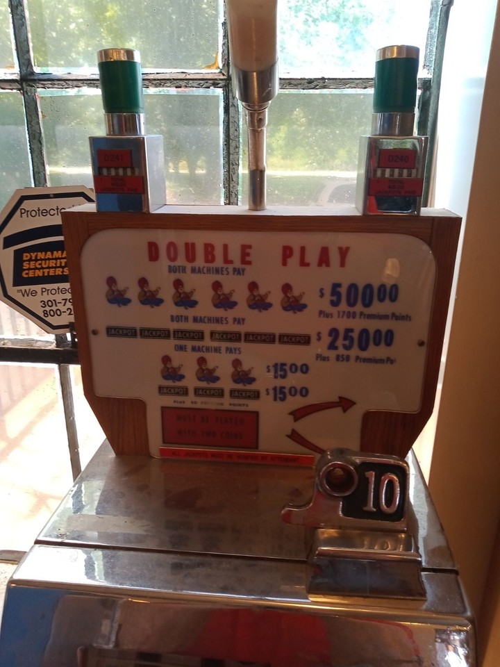 Antique Harrah's C1930/ 1940's 10 cent Dual Slot Machine w/Stand | eBay