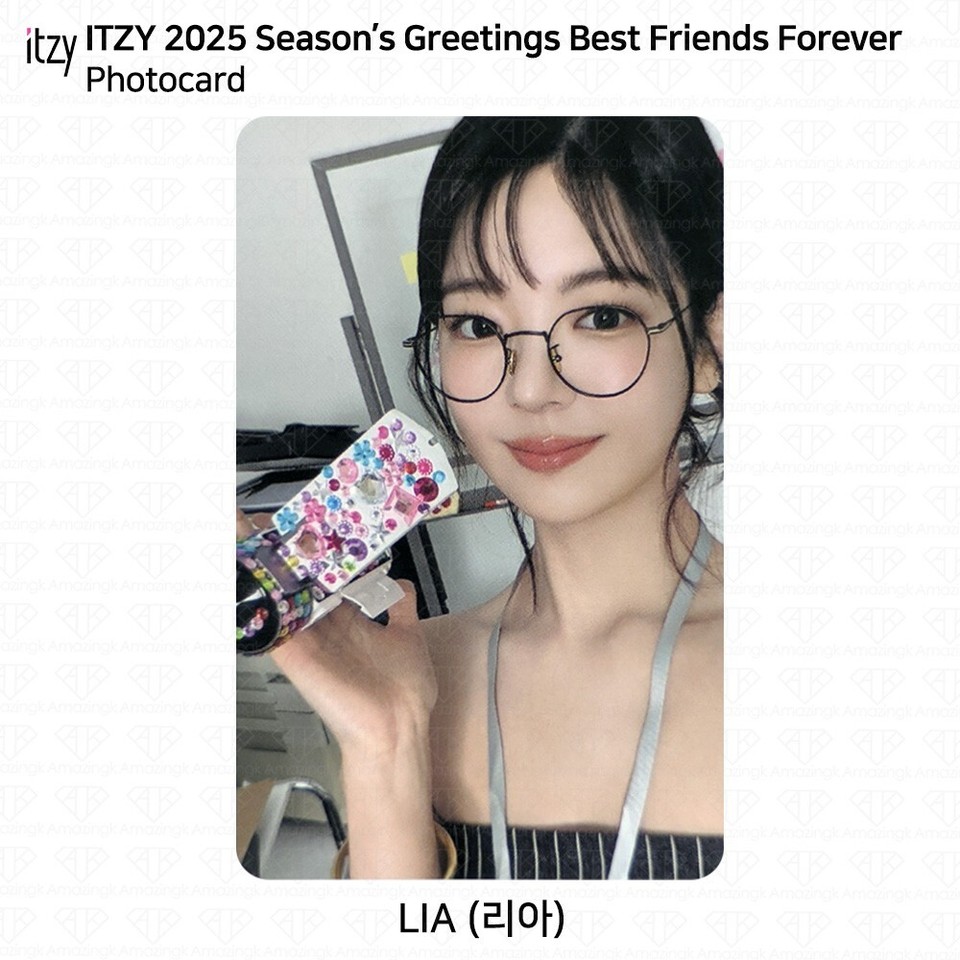 ITZY 2025 Season's Greetings Best Friends Forever Photocard ID Photo ...