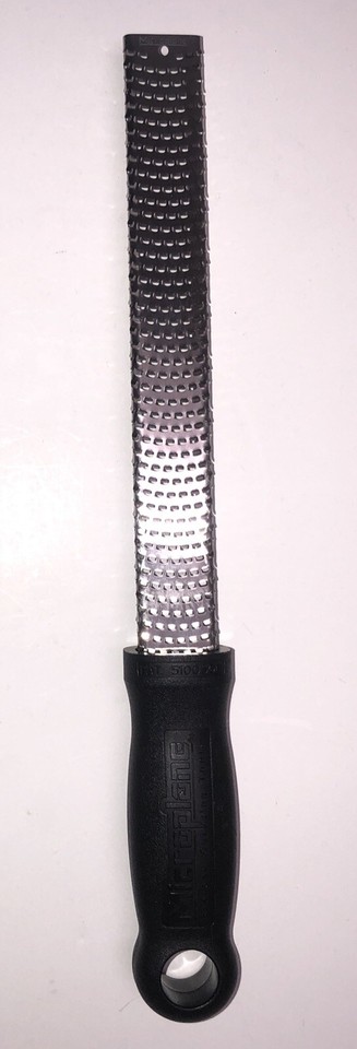 Microplane Zester Grater Stainless Steel With Blade Cover - Made in USA ...