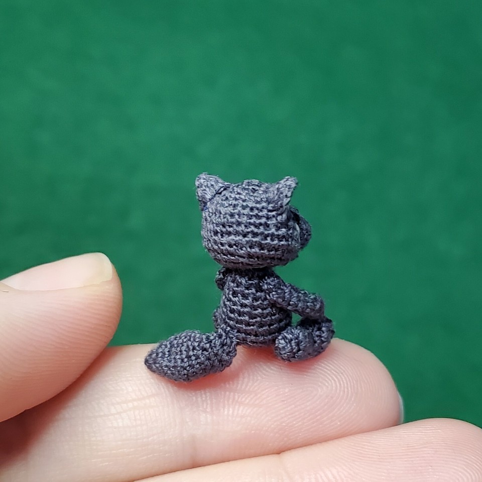 Extremely micro wolf. Dollhouse miniature forest animal.Microtoysby | eBay