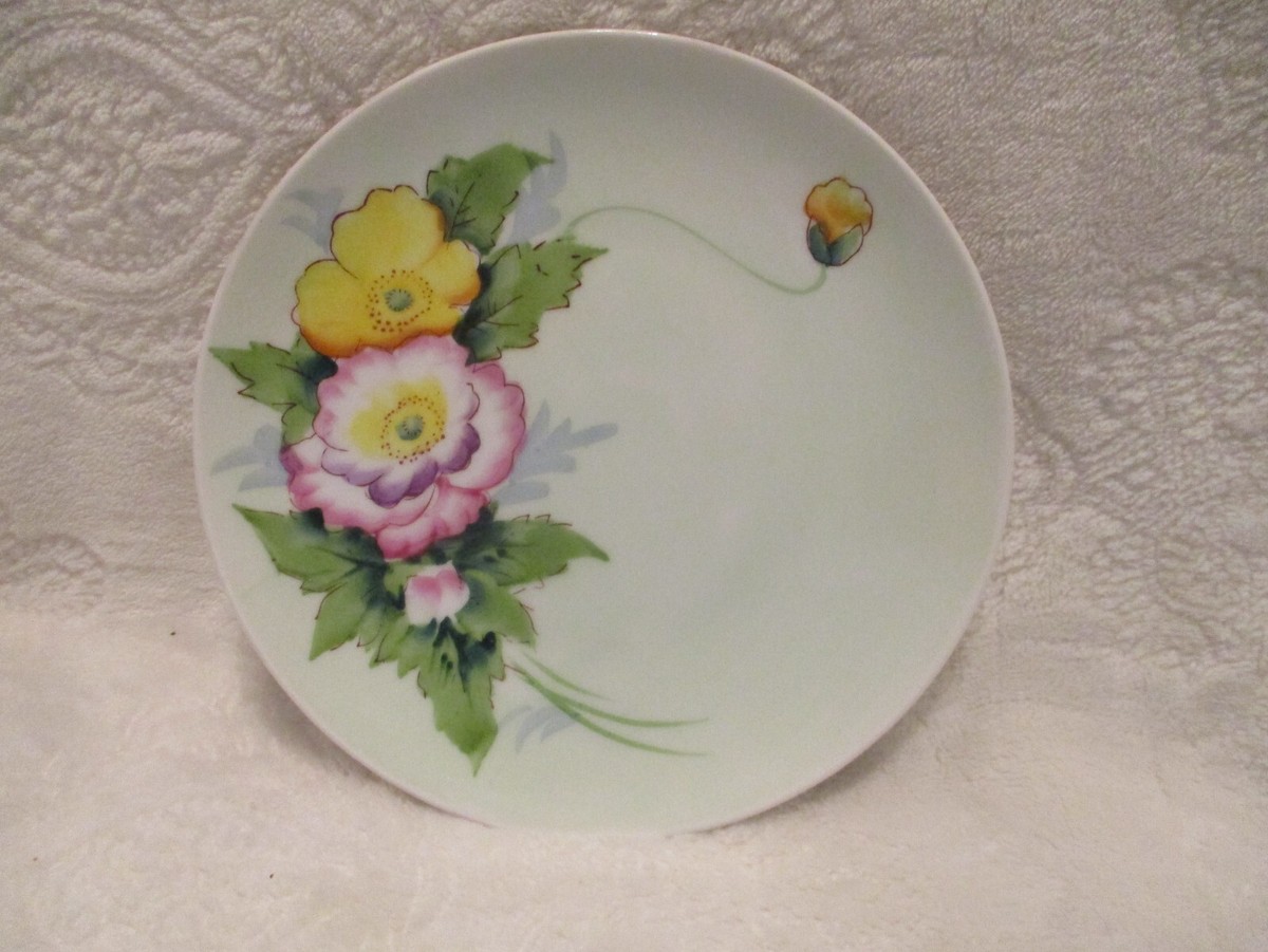Meito China Bouquet Pattern 7 Vintage Meito China Dinner Plates In The