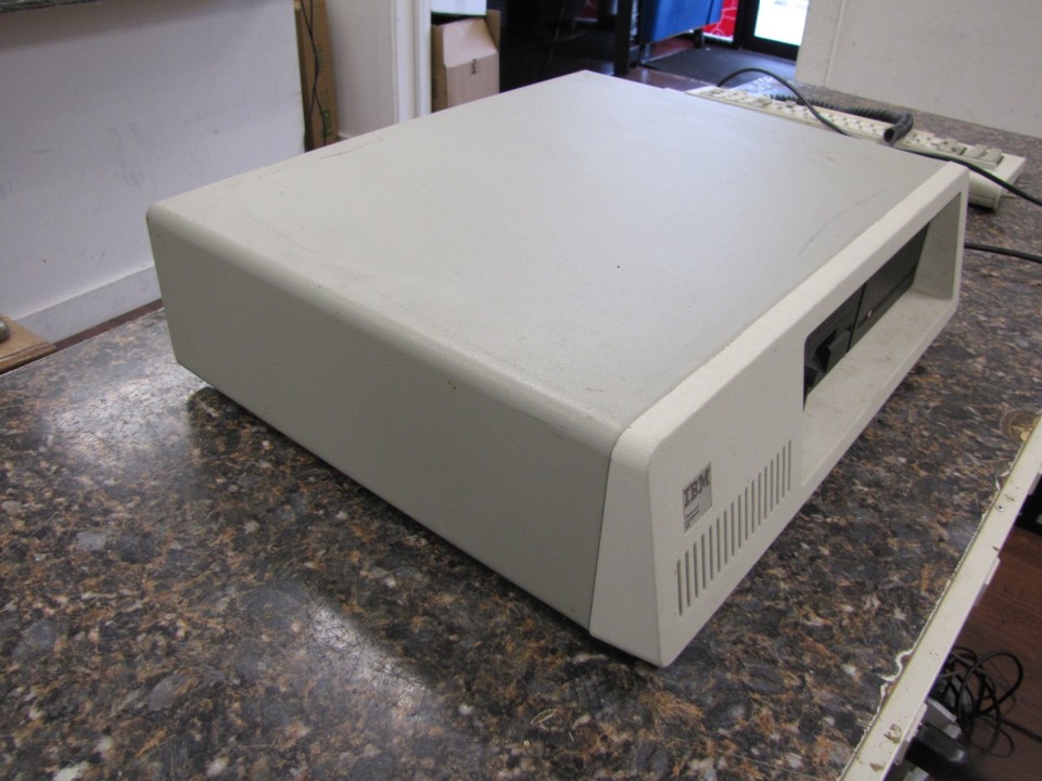 Vintage IBM 5160 XT Personal Computer Loaded with cards - powers on | eBay