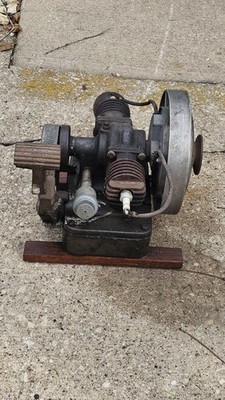 Maytag 72 twin Hit & Miss Engine Good Runner | eBay